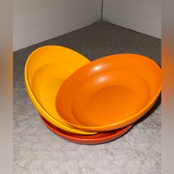 Tupperware | Kitchen | Vintage Tupperware Trio Of Snackcereal Bowls ...